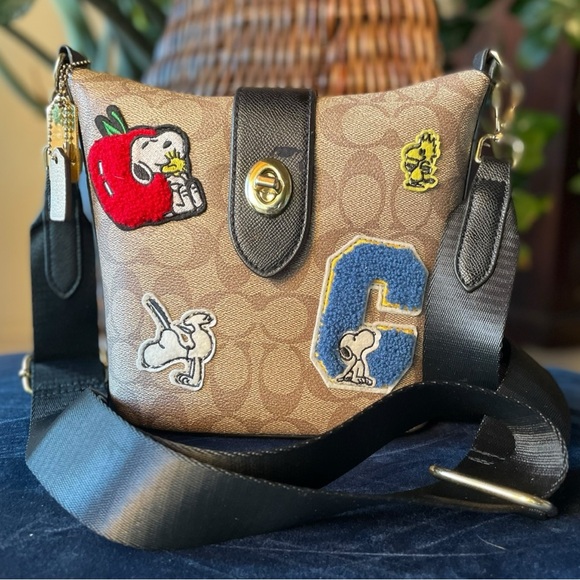 Coach | Bags | Coachrarepeanuts Addie Black Xbody In Signature Canvas ...